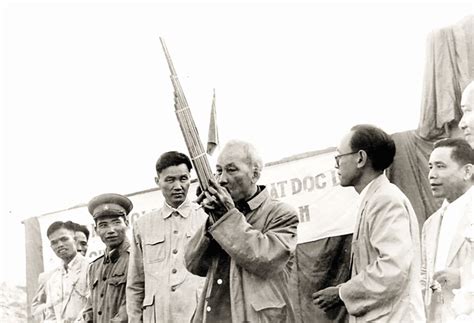 Tư tưởng Hồ Chí Minh về phát huy giá trị văn hóa các DTTS Báo Dân tộc