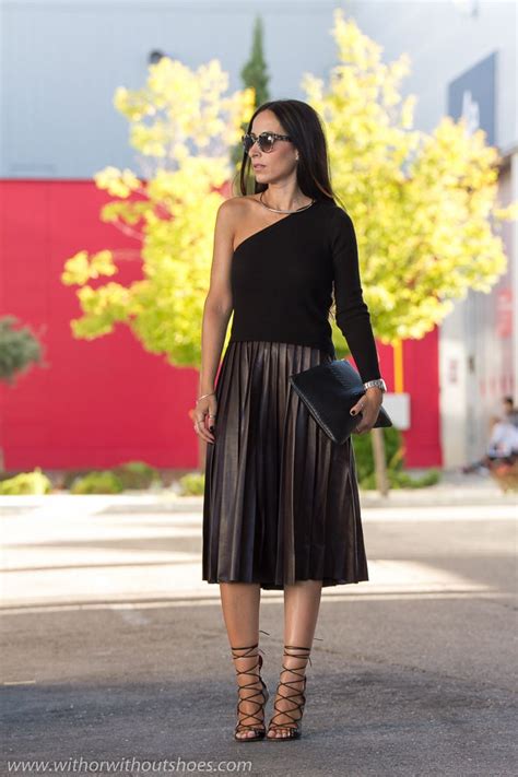 Alerta Tendencia Falda Plisada Midi Y Sandalias Isabel Marant With