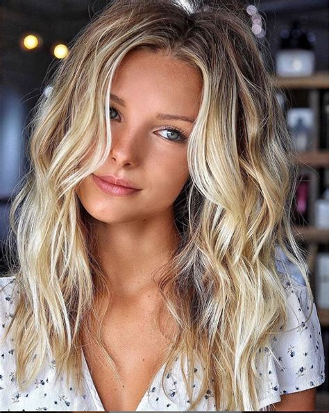 68 Hottest Medium Length Hairstyle With Layers Design To Look Stunning Page 39 Of 68 Fashionsum