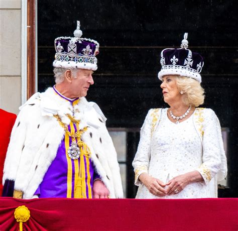 Photo Le Roi Charles III D Angleterre Et Camilla Parker Bowles Reine