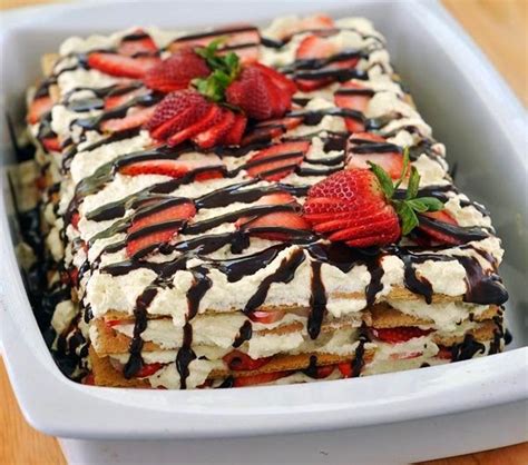 No Bake Strawberry Icebox Cake Recipe