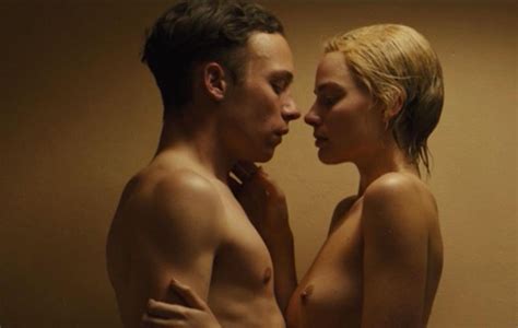 Margot Robbie Nude Enhanced Fappenist The Best Porn Website