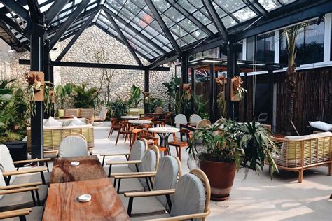 Tempat Nongkrong Di Bandung Ini 7 Bar Terbaik Untukmu