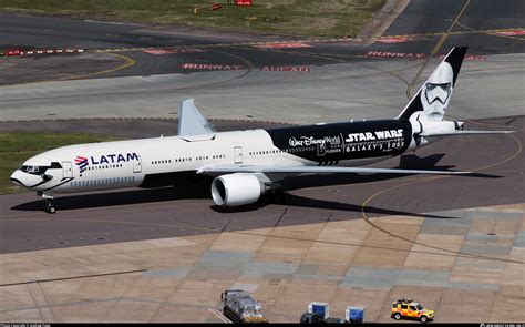 Pt Mua Latam Airlines Brasil Boeing Wer Photo By Andrew Pope Id