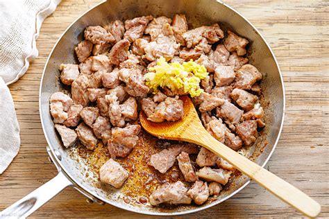 Juicy Garlic Pork Stir Fry Recipe How To Make Stir Fried Pork — Eatwell101