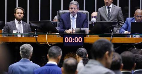 Congresso aprova alterações no orçamento secreto para impedir derrota
