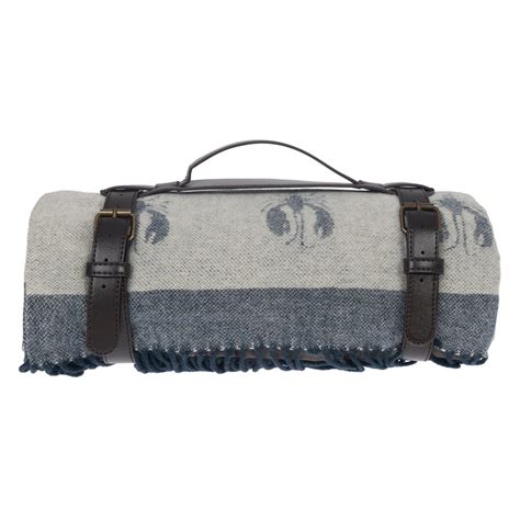 Sophie Allport Picnic Blanket Knitted Lobster 20 OFF BLACK