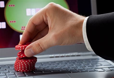 Italia boom del mercato del gioco d azzardo online Felicità Pubblica