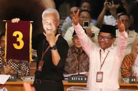 Selain TGB Sejumlah Faktor Ini Membuat Ganjar Mahfud Berpotensi Unggul