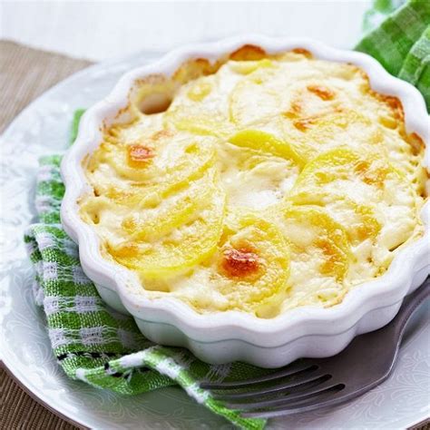 Recette Gratin de pomme de terre à la béchamel