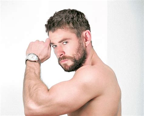 Base Fake 6 Chris Hemsworth