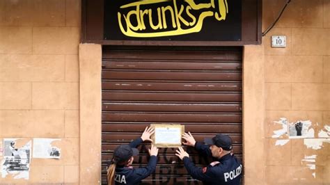 Rissa In Piazza Sant Anna Il Questore Sospende La Licenza Al Drunks