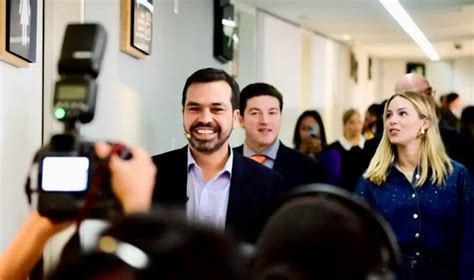 Jorge Álvarez Máynez se registra como precandidato presidencial de