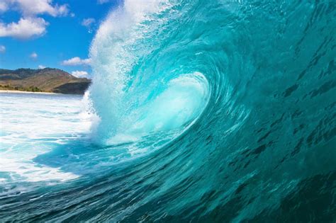 巨大的海浪图片 海上的大波浪素材 高清图片 摄影照片 寻图免费打包下载