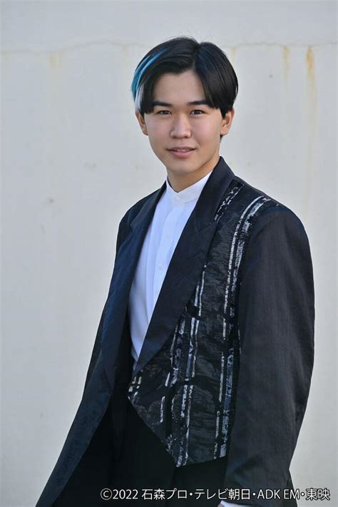 鈴木福が仮面ライダーギーツにレギュラー出演謎に包まれた男ジーン役 の画像写真 ぴあ映画