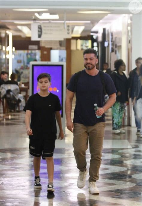Aos 12 anos filho de Sidney Sampaio chama atenção pela altura durante