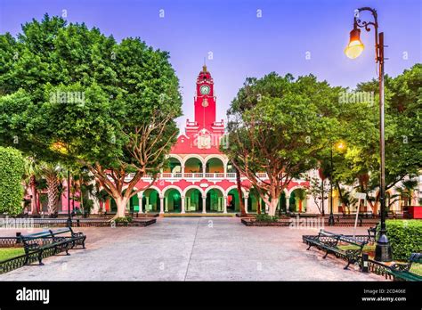 Merida Mexico Plaza Grande Downtown Of Spanish Colonial City In
