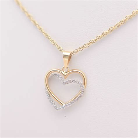 Colgante Oro Kilates Con Zirconias Coraz N Revello