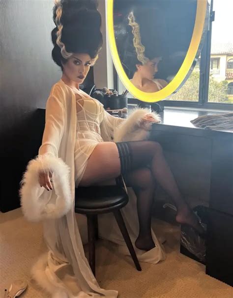 Los Disfraces M S Divertidos De Las Famosas En Halloween Que Vas A