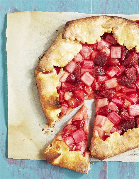 Tarte à la rhubarbe THERMOMIX pour 4 personnes Recettes Elle à Table