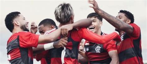 Flamengo leva a melhor sobre o São José em sua estreia na Copinha