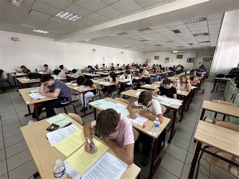 Début du brevet des collèges Institution Saint Charles Vienne 38