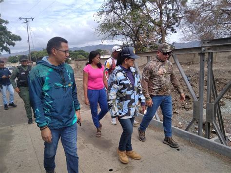 Gobernadora Karina Carpio Supervis Trabajos Del Puente El Toco En El