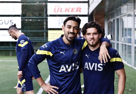 12 Numara on Twitter Kahvehane ağzıyla futbolcularımızı hedef