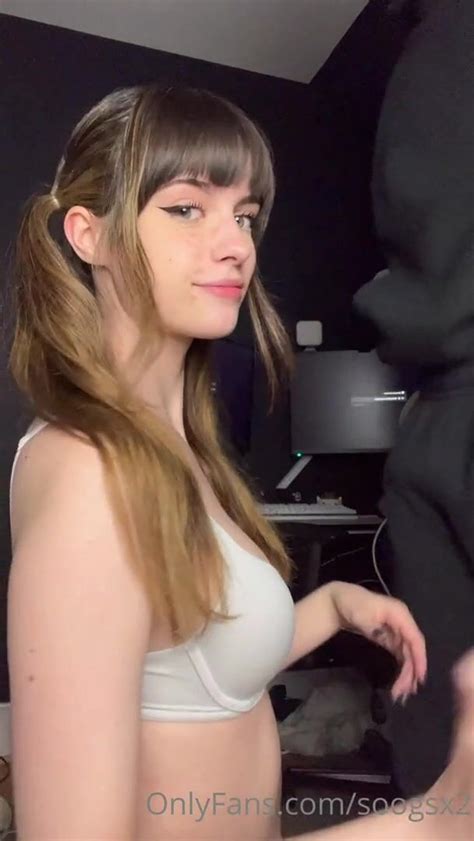 Regardez SooGSX Naked BG Sex Sex Video Tape Leaked Gratuitement