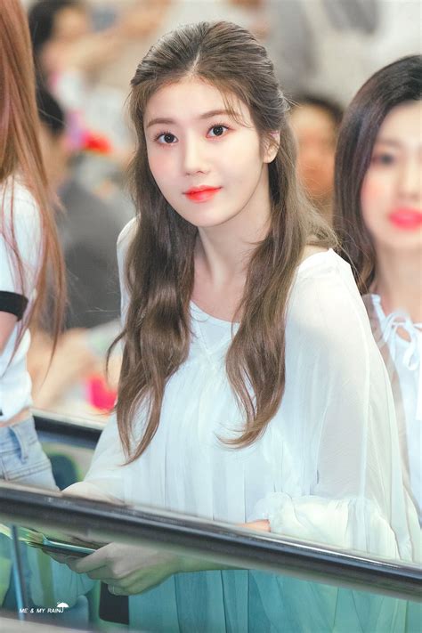 Eunbi Izone Iz One Kpop Idols Generation Idolsgeneration