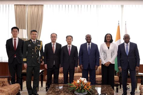 Entretien du Président de la République S E M Alassane OUATTARA avec