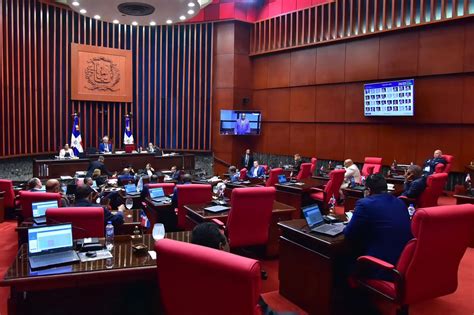 Senado convierte en ley proyecto que cambia el DNI a Dirección