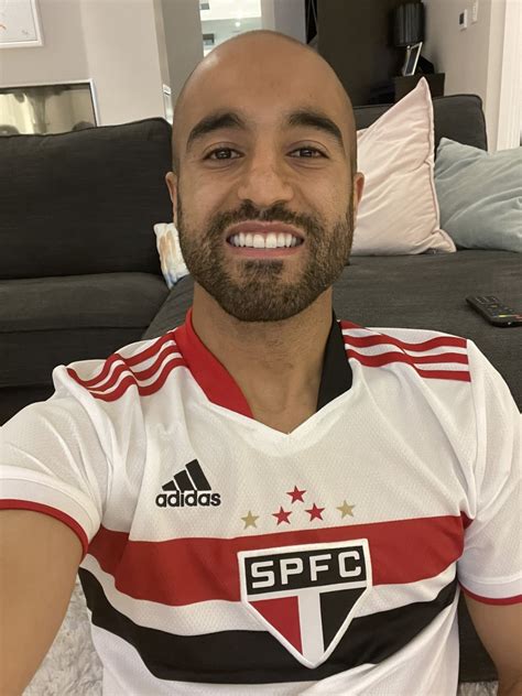 São Paulo acerta o retorno de Lucas Moura após 11 anos