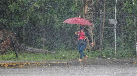 Alerta por monzón mexicano y onda tropical 13 lluvias intensas con