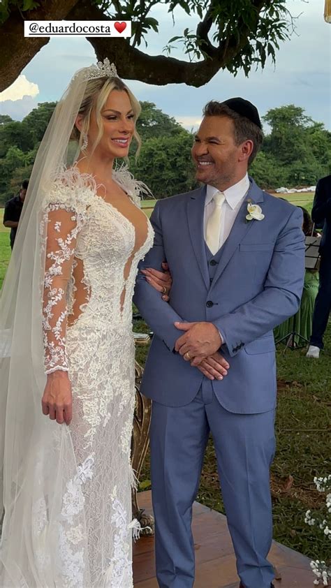 Foto Eduardo Costa e Mariana Polastreli na cerimônia de casamento