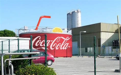 Llega a Japón Lemon Do primer bebida alcohólica de Coca Cola