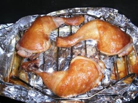 Hähnchenkeulen im Bräter geräuchert Rezept kochbar de