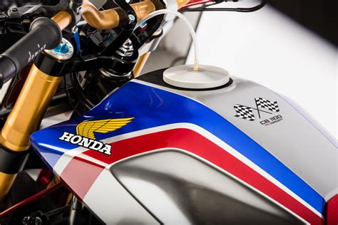 Honda CB 1100 TR Naked Bike Concept