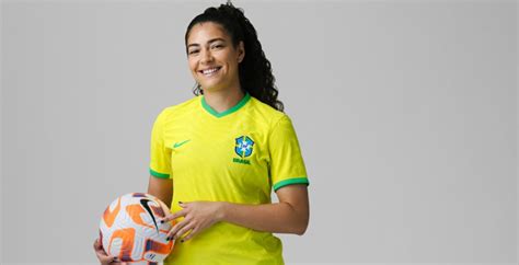 homenagem à Amazônia seleção feminina lança novo uniforme para a