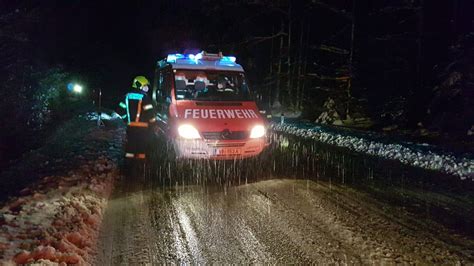 Fahrzeugbergung Freiwillige Feuerwehr Steinbach Am Attersee