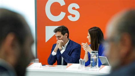 Ciudadanos presentará una moción de censura contra Quim Torra