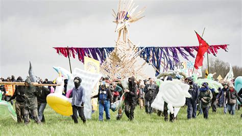 Après Sainte Soline rassemblement à Lyon en soutien aux Soulèvements