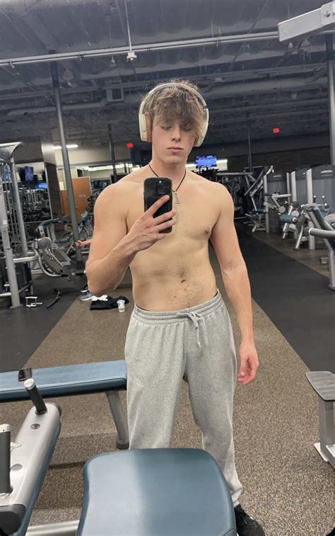 Sadboi On Twitter Men Being Whores