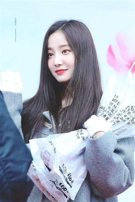 Yeonwoo Pics Momoland Yeon Woo HD Phone Wallpaper Pxfuel