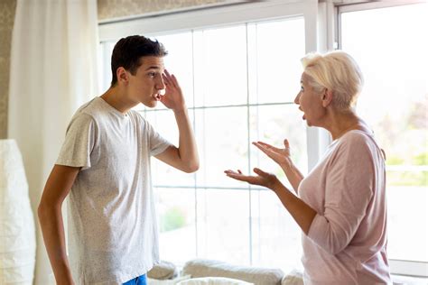 Psychologie Crise D Adolescence Comment Doivent R Agir Les Parents