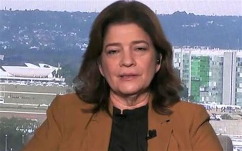 Agredida soco no peito repórter da Globo desabafa Foi assustador