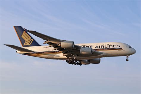 Singapore Airlines V Sky Airbus A Msn Juli
