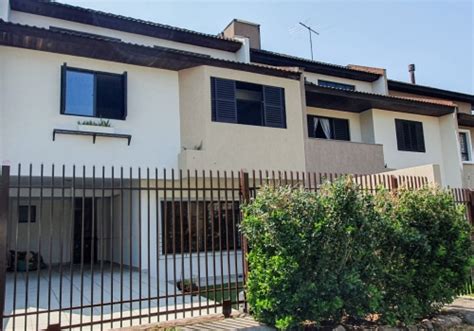 Casas mobiliados à venda na Rua Coronel Francisco de Paula Moura Brito