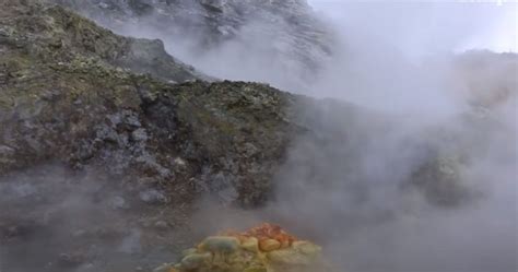 Campi Flegrei Secondo Gli Esperti La Crosta Si Sta Indebolendo Sempre