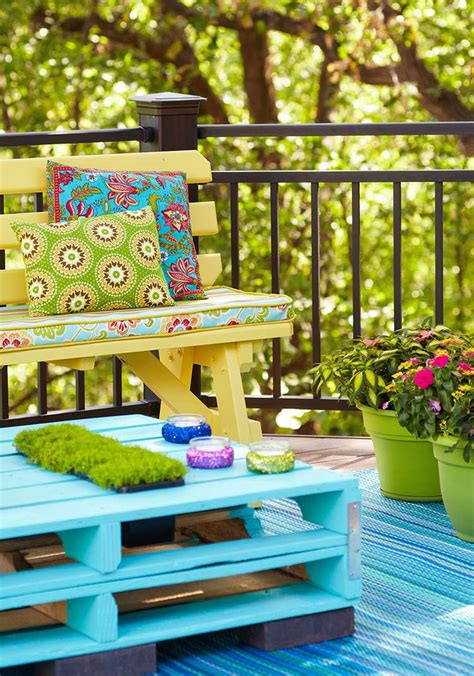 18 Creative Deck Railing Ideas To Update Your Outdoor Space